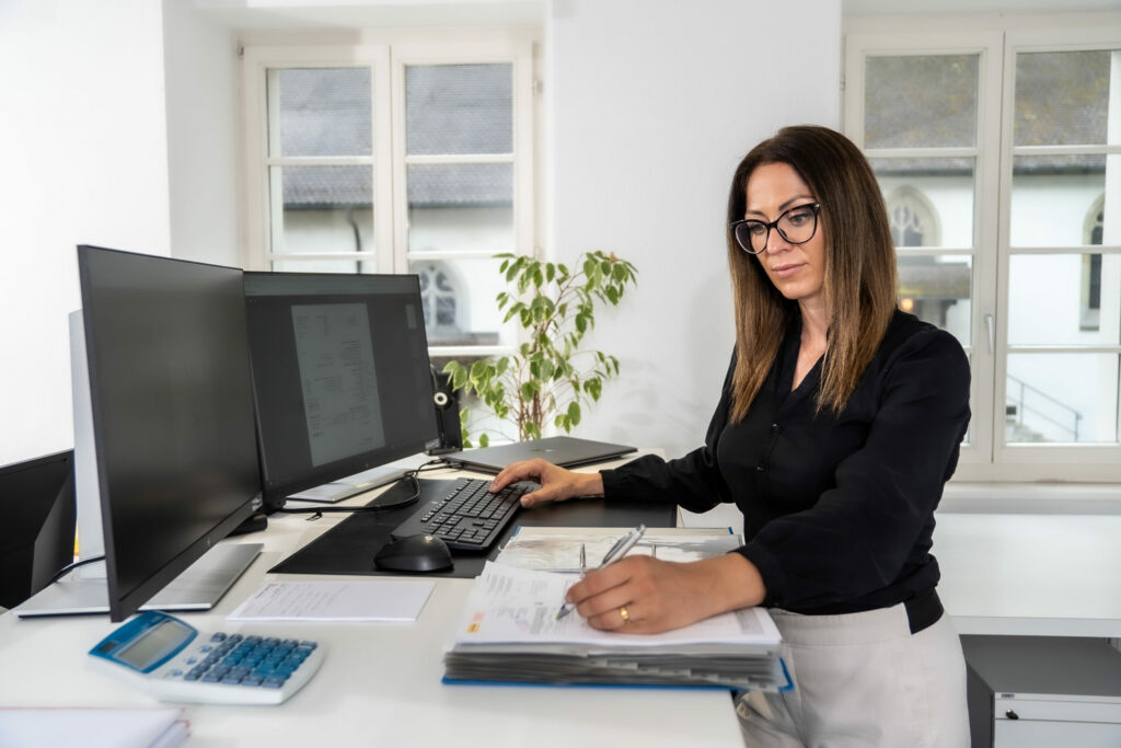 Home - Zofingen Treuhand AG